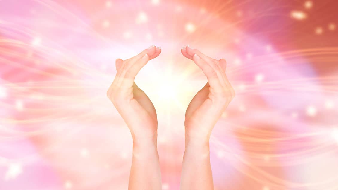 El arte de curar con las manos